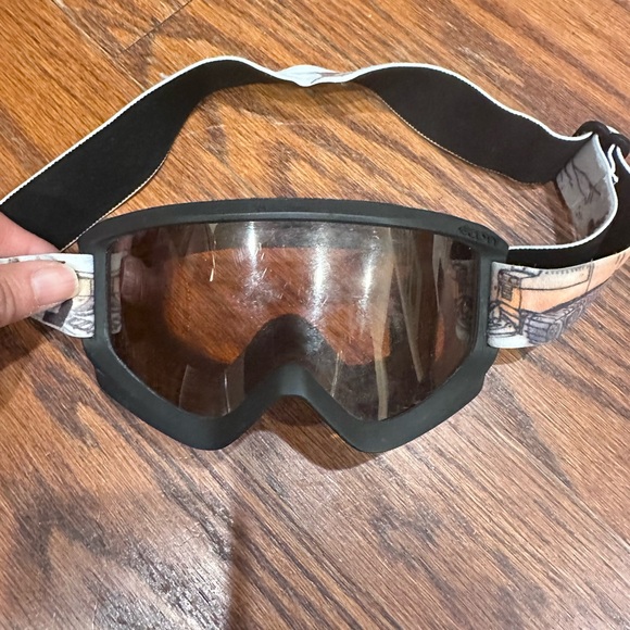 Scott | Accessories | Scott Black And White Vr Goggles | Poshmark
